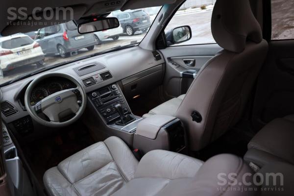 Pelēks Volvo XC90 2009 Rīga, ar dzinēja tilpumu 2.40 L un nobraukumu 0 tūkst. km par 5795 €, foto 9 vietnē AUTOMOTO.COM.LV