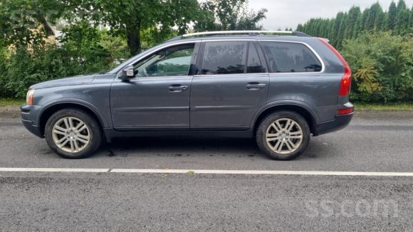 Grey Volvo XC90 2009 in Jelgava, with an engine capacity of 2.40 L and mileage of 550 thousand km for 3300 €, photo 7 on AUTOMOTO.COM.LV