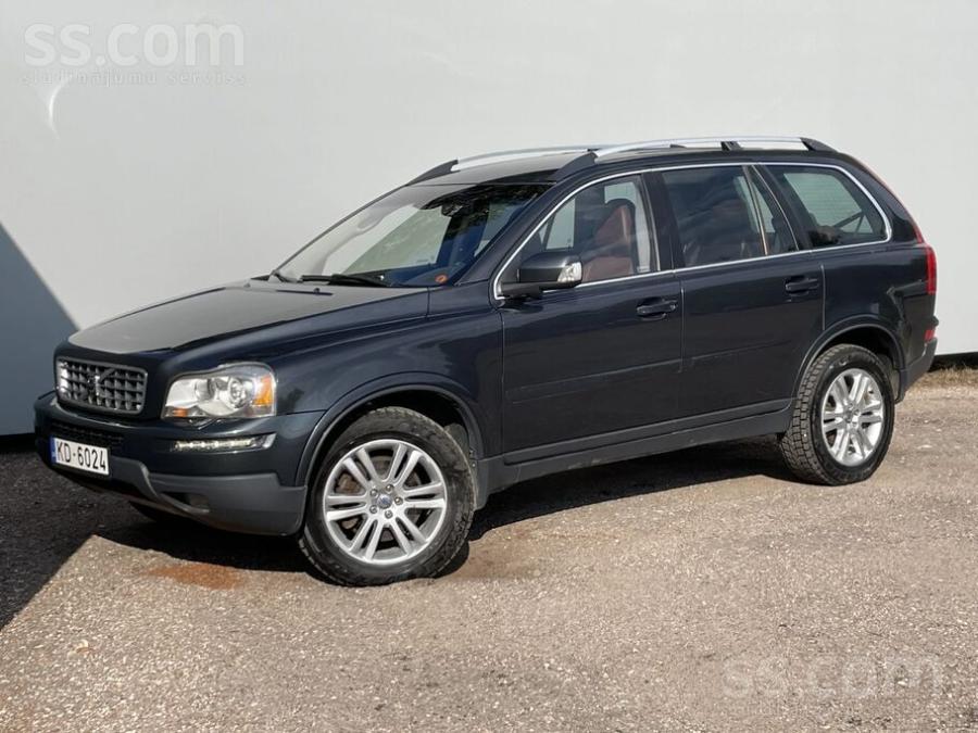 Grey Volvo XC90 2009 in Riga, with an engine capacity of 2.40 L and mileage of 363 thousand km for 6190 €, photo 1 on AUTOMOTO.COM.LV