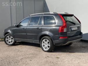 Grey Volvo XC90 2009 in Riga, with an engine capacity of 2.40 L and mileage of 363 thousand km for 6190 €, photo 4 on AUTOMOTO.COM.LV