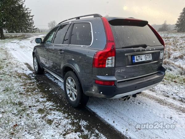 Pelēks Volvo XC90 2009 Tallina, ar dzinēja tilpumu 2.40 L un nobraukumu 258 tūkst. km par 8400 €, foto 3 vietnē AUTOMOTO.COM.LV