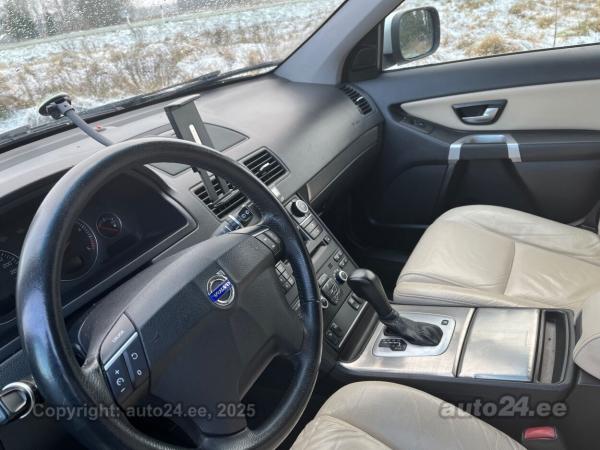 Серый Вольво ХС90 2009 в Таллин, объемом двигателя 2.40 л и пробегом 258 тыс. км за 8400 €, фото 11 на AUTOMOTO.COM.LV