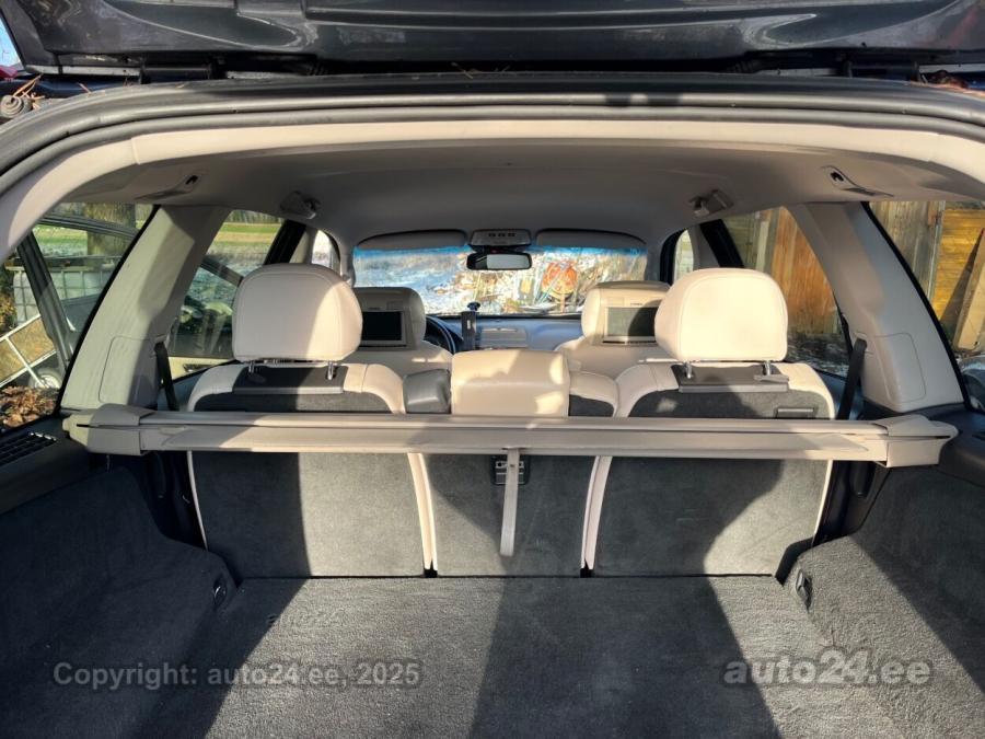 Grey Volvo XC90 2009 in Tallinn, with an engine capacity of 2.40 L and mileage of 258 thousand km for 8400 €, photo 20 on AUTOMOTO.COM.LV