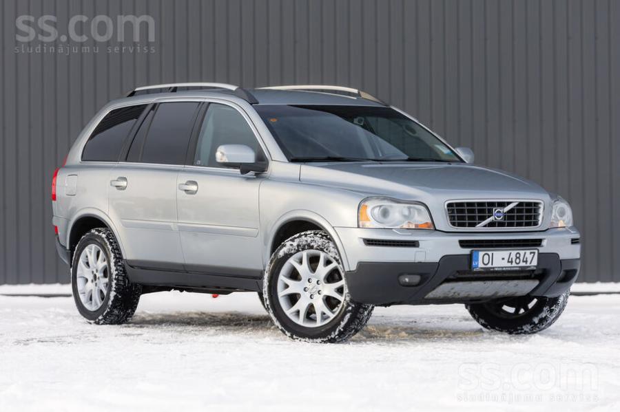 Grey Volvo XC90 2009 in Jelgava, with an engine capacity of 3.20 L and mileage of 0 thousand km for 6995 €, photo 4 on AUTOMOTO.COM.LV