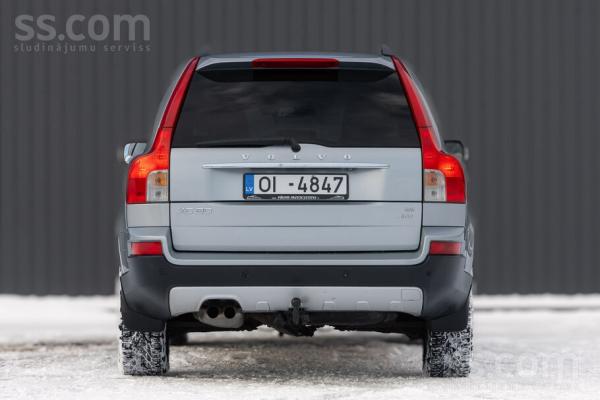 Grey Volvo XC90 2009 in Jelgava, with an engine capacity of 3.20 L and mileage of 0 thousand km for 6995 €, photo 6 on AUTOMOTO.COM.LV