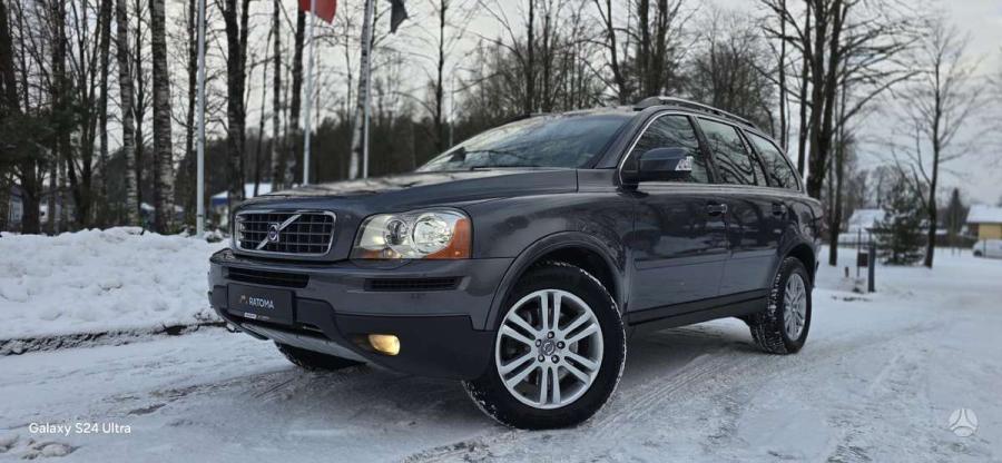 Pelēks Volvo XC90 2009 Kazlų Rūda, ar dzinēja tilpumu 2.40 L un nobraukumu 288 tūkst. km par 7300 €, foto 3 vietnē AUTOMOTO.COM.LV