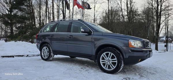 Grey Volvo XC90 2009 in Kazlu Ruda, with an engine capacity of 2.40 L and mileage of 288 thousand km for 7300 €, photo 8 on AUTOMOTO.COM.LV