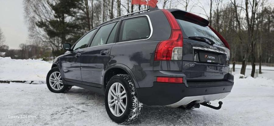 Pelēks Volvo XC90 2009 Kazlų Rūda, ar dzinēja tilpumu 2.40 L un nobraukumu 288 tūkst. km par 7300 €, foto 12 vietnē AUTOMOTO.COM.LV