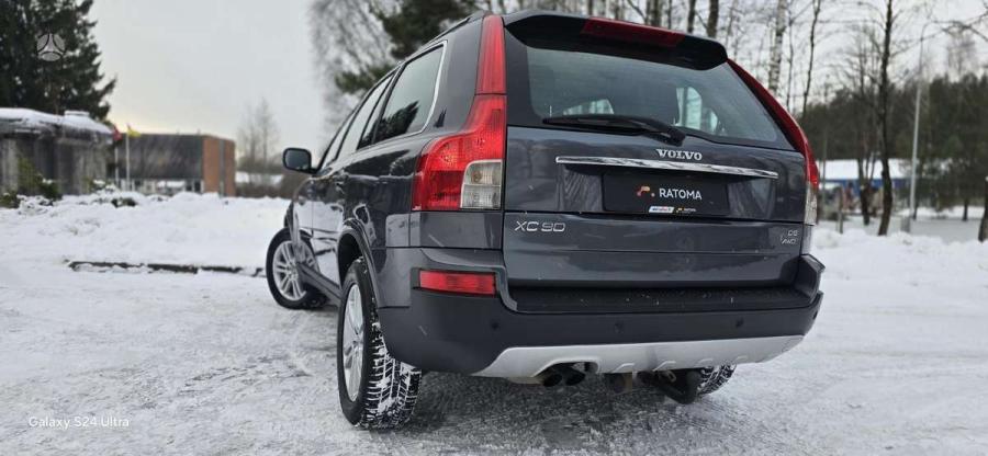 Pelēks Volvo XC90 2009 Kazlų Rūda, ar dzinēja tilpumu 2.40 L un nobraukumu 288 tūkst. km par 7300 €, foto 13 vietnē AUTOMOTO.COM.LV