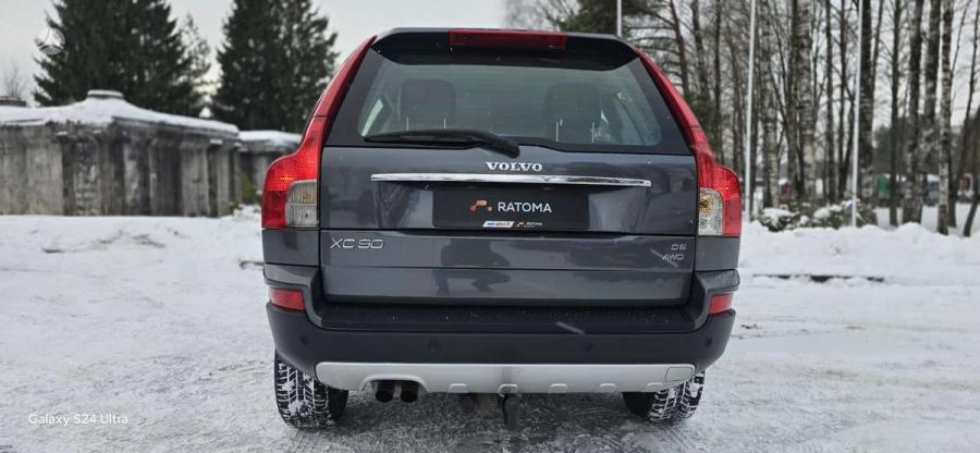 Pelēks Volvo XC90 2009 Kazlų Rūda, ar dzinēja tilpumu 2.40 L un nobraukumu 288 tūkst. km par 7300 €, foto 15 vietnē AUTOMOTO.COM.LV