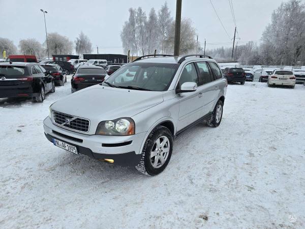 Pelēks Volvo XC90 2009 Marijampole, ar dzinēja tilpumu 2.40 L un nobraukumu 280 tūkst. km par 5400 €, foto 1 vietnē AUTOMOTO.COM.LV