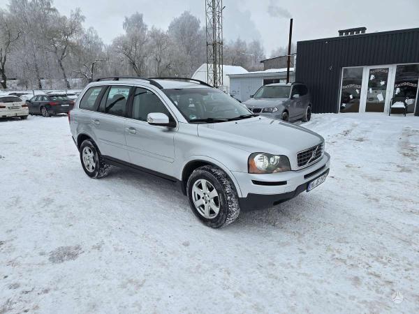 Pelēks Volvo XC90 2009 Marijampole, ar dzinēja tilpumu 2.40 L un nobraukumu 280 tūkst. km par 5400 €, foto 3 vietnē AUTOMOTO.COM.LV