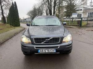 Pelēks Volvo XC90 2009 Tauragė, ar dzinēja tilpumu 2.40 L un nobraukumu 334 tūkst. km par 5990 €, foto 2 vietnē AUTOMOTO.COM.LV