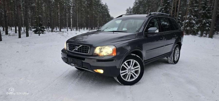 Grey Volvo XC90 2009 in Kazlu Ruda, with an engine capacity of 2.40 L and mileage of 288 thousand km for 7000 €, photo 2 on AUTOMOTO.COM.LV