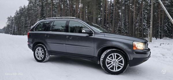 Grey Volvo XC90 2009 in Kazlu Ruda, with an engine capacity of 2.40 L and mileage of 288 thousand km for 7000 €, photo 4 on AUTOMOTO.COM.LV
