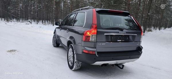 Grey Volvo XC90 2009 in Kazlu Ruda, with an engine capacity of 2.40 L and mileage of 288 thousand km for 7000 €, photo 7 on AUTOMOTO.COM.LV