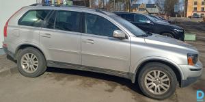 Grey Volvo XC90 2009 in Riga, with an engine capacity of 2.40 L and mileage of 331 thousand km for 5000 €, photo 3 on AUTOMOTO.COM.LV