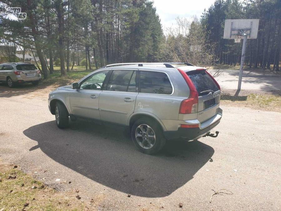 Grey Volvo XC90 2009 in Vilnius, with an engine capacity of 2.40 L and mileage of 258 thousand km for 7900 €, photo 5 on AUTOMOTO.COM.LV