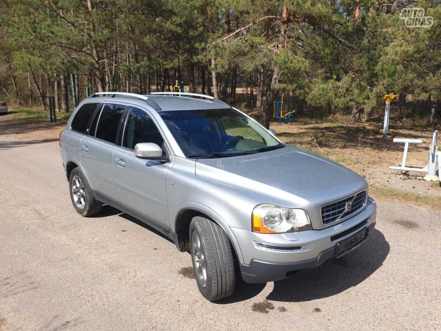 Grey Volvo XC90 2009 in Vilnius, with an engine capacity of 2.40 L and mileage of 258 thousand km for 7900 €, photo 11 on AUTOMOTO.COM.LV