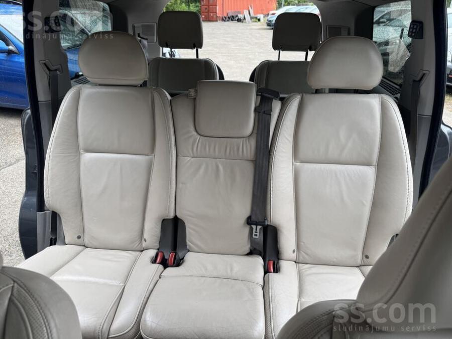 Pelēks Volvo XC90 2009 Rīga, ar dzinēja tilpumu 2.40 L un nobraukumu 237 tūkst. km par 10500 €, foto 20 vietnē AUTOMOTO.COM.LV