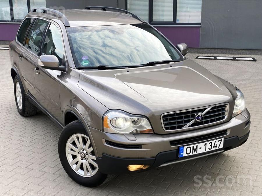 Grey Volvo XC90 2009 in Riga, with an engine capacity of 2.50 L and mileage of 270 thousand km for 6800 €, photo 3 on AUTOMOTO.COM.LV