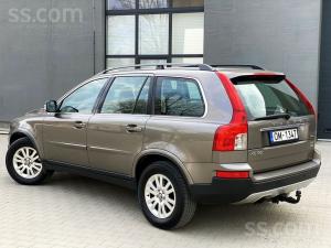 Grey Volvo XC90 2009 in Riga, with an engine capacity of 2.50 L and mileage of 270 thousand km for 6800 €, photo 6 on AUTOMOTO.COM.LV
