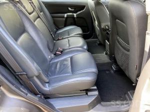 Grey Volvo XC90 2009 in Riga, with an engine capacity of 2.50 L and mileage of 270 thousand km for 6800 €, photo 13 on AUTOMOTO.COM.LV