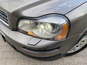 Grey Volvo XC90 2009 in Riga, with an engine capacity of 2.50 L and mileage of 270 thousand km for 6800 €, photo 27 on AUTOMOTO.COM.LV