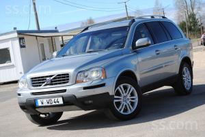 Grey Volvo XC90 2009 in Riga, with an engine capacity of 2.40 L and mileage of 245 thousand km for 3800 €, photo  on AUTOMOTO.COM.LV