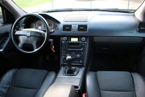 Pelēks Volvo XC90 2009 Mārupe, ar dzinēja tilpumu 2.40 L un nobraukumu 292 tūkst. km par 7750 €, foto 14 vietnē AUTOMOTO.COM.LV