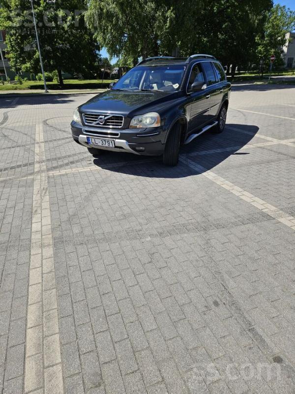 Pelēks Volvo XC90 2009 Jelgava, ar dzinēja tilpumu 2.40 L un nobraukumu 380 tūkst. km par 8100 €, foto 5 vietnē AUTOMOTO.COM.LV
