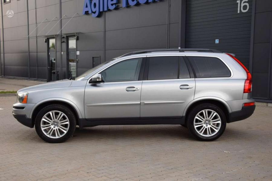 Pelēks Volvo XC90 2009 Viļņa, ar dzinēja tilpumu 2.40 L un nobraukumu 336 tūkst. km par 6999 €, foto 8 vietnē AUTOMOTO.COM.LV