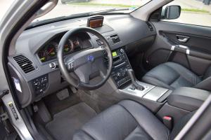 Pelēks Volvo XC90 2009 Viļņa, ar dzinēja tilpumu 2.40 L un nobraukumu 336 tūkst. km par 6999 €, foto 14 vietnē AUTOMOTO.COM.LV