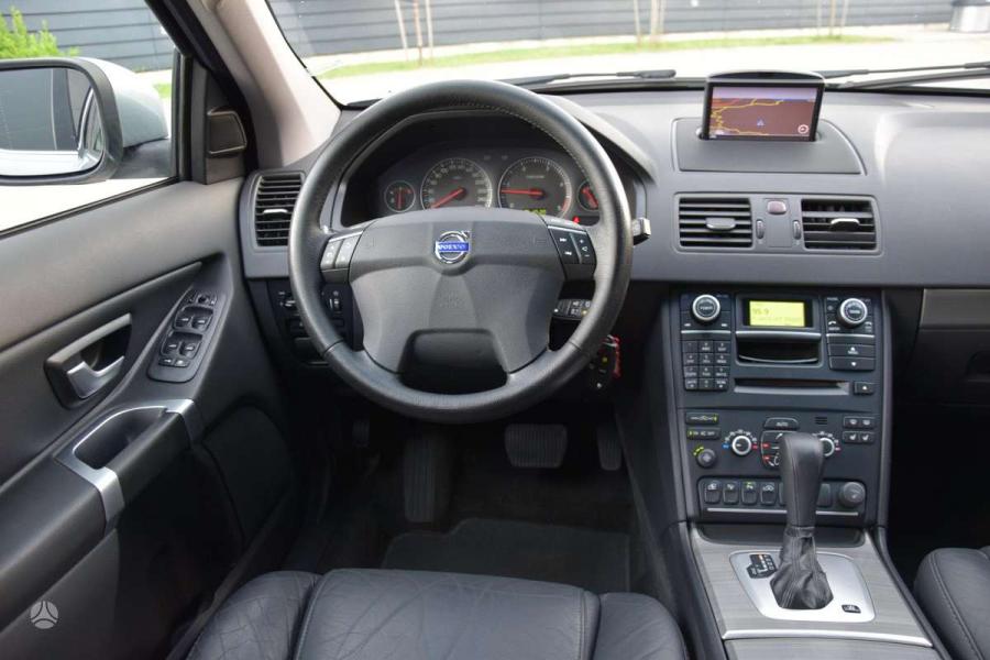 Pelēks Volvo XC90 2009 Viļņa, ar dzinēja tilpumu 2.40 L un nobraukumu 336 tūkst. km par 6999 €, foto 18 vietnē AUTOMOTO.COM.LV