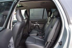 Pelēks Volvo XC90 2009 Viļņa, ar dzinēja tilpumu 2.40 L un nobraukumu 336 tūkst. km par 6999 €, foto 22 vietnē AUTOMOTO.COM.LV