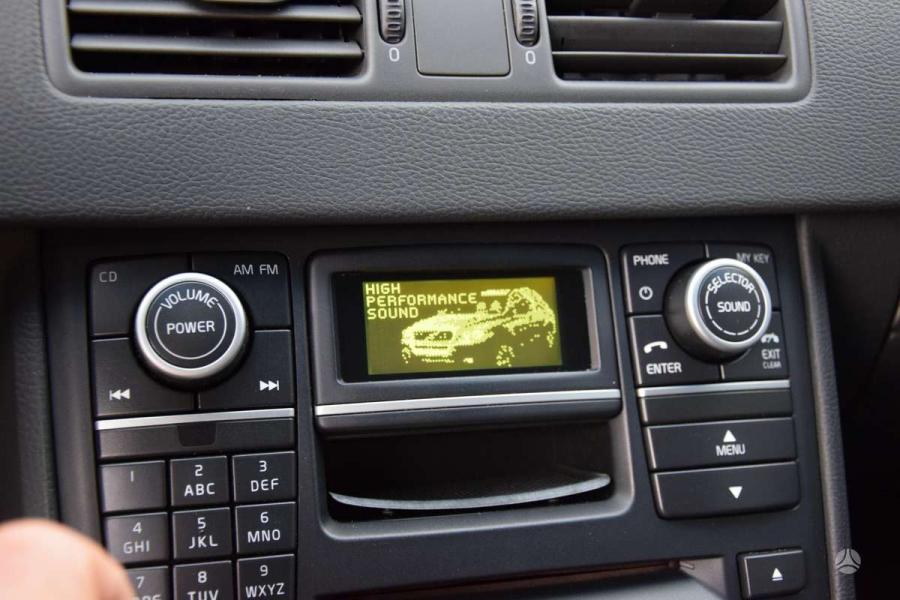 Pelēks Volvo XC90 2009 Viļņa, ar dzinēja tilpumu 2.40 L un nobraukumu 336 tūkst. km par 6999 €, foto 29 vietnē AUTOMOTO.COM.LV
