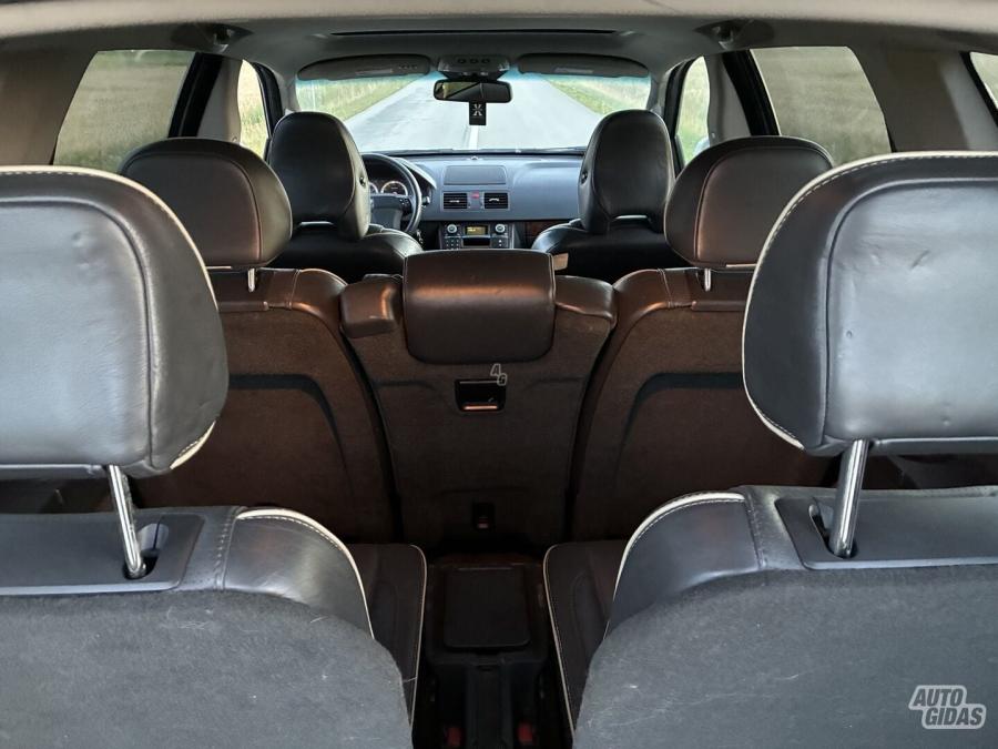 Grey Volvo XC90 2009 in Telschi, with an engine capacity of 4.40 L and mileage of 170 thousand km for 3500 €, photo 11 on AUTOMOTO.COM.LV