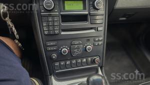Grey Volvo XC90 2009 in Riga, with an engine capacity of 2.40 L and mileage of 354 thousand km for 7650 €, photo 14 on AUTOMOTO.COM.LV