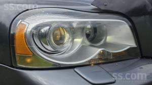 Grey Volvo XC90 2009 in Riga, with an engine capacity of 2.40 L and mileage of 354 thousand km for 7650 €, photo 16 on AUTOMOTO.COM.LV
