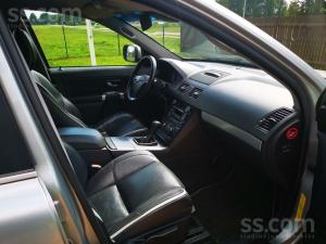 Grey Volvo XC90 2009 in Riga, with an engine capacity of 2.40 L and mileage of 224 thousand km for 6900 €, photo 7 on AUTOMOTO.COM.LV