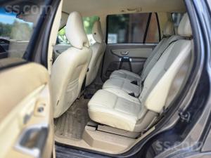 Pelēks Volvo XC90 2009 Liepāja, ar dzinēja tilpumu 2.40 L un nobraukumu 323 tūkst. km par 4990 €, foto 14 vietnē AUTOMOTO.COM.LV