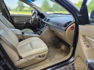 Pelēks Volvo XC90 2009 Liepāja, ar dzinēja tilpumu 2.40 L un nobraukumu 323 tūkst. km par 4990 €, foto 15 vietnē AUTOMOTO.COM.LV