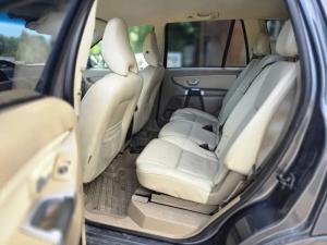 Grey Volvo XC90 2009 in Grobiņa, with an engine capacity of 2.40 L and mileage of 323 thousand km for 4990 €, photo 14 on AUTOMOTO.COM.LV