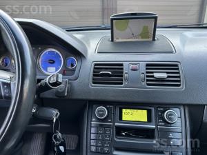 Grey Volvo XC90 2009 in Riga, with an engine capacity of 2.40 L and mileage of 303 thousand km for 5390 €, photo 19 on AUTOMOTO.COM.LV