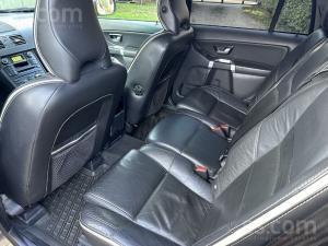 Grey Volvo XC90 2009 in Riga, with an engine capacity of 2.40 L and mileage of 303 thousand km for 5390 €, photo 20 on AUTOMOTO.COM.LV