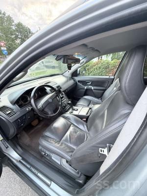Pelēks Volvo XC90 2009 Rīga, ar dzinēja tilpumu 3.20 L un nobraukumu 328 tūkst. km par 4950 €, foto 10 vietnē AUTOMOTO.COM.LV