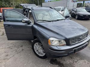 Grey Volvo XC90 2009 in Riga, with an engine capacity of 2.40 L and mileage of 235 thousand km for 8850 €, photo 9 on AUTOMOTO.COM.LV