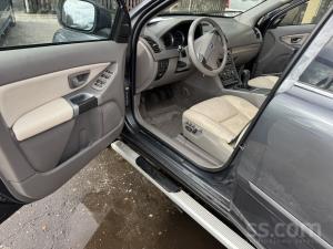 Grey Volvo XC90 2009 in Riga, with an engine capacity of 2.40 L and mileage of 235 thousand km for 8850 €, photo 17 on AUTOMOTO.COM.LV