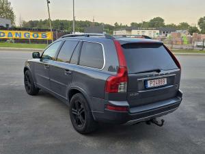 Grey Volvo XC90 2009 in Jonava, with an engine capacity of 2.40 L and mileage of 300 thousand km for 4499 €, photo 4 on AUTOMOTO.COM.LV