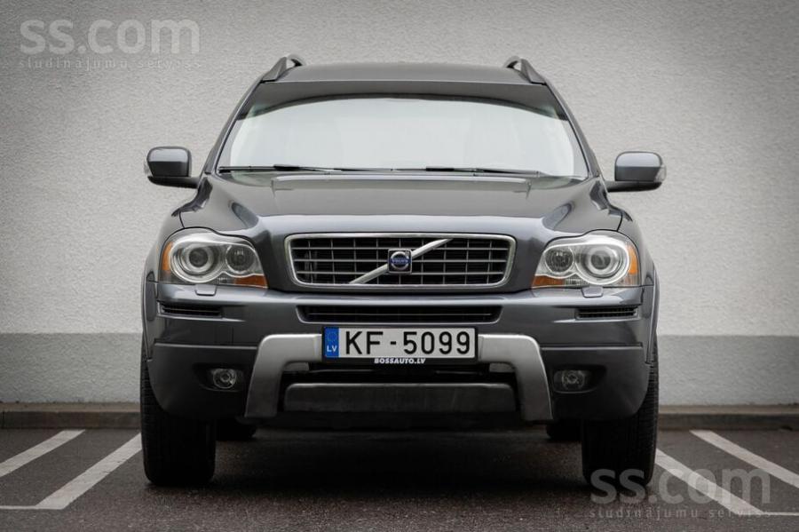 Pelēks Volvo XC90 2009 Rīga, ar dzinēja tilpumu 2.40 L un nobraukumu 283 tūkst. km par 6100 €, foto 3 vietnē AUTOMOTO.COM.LV